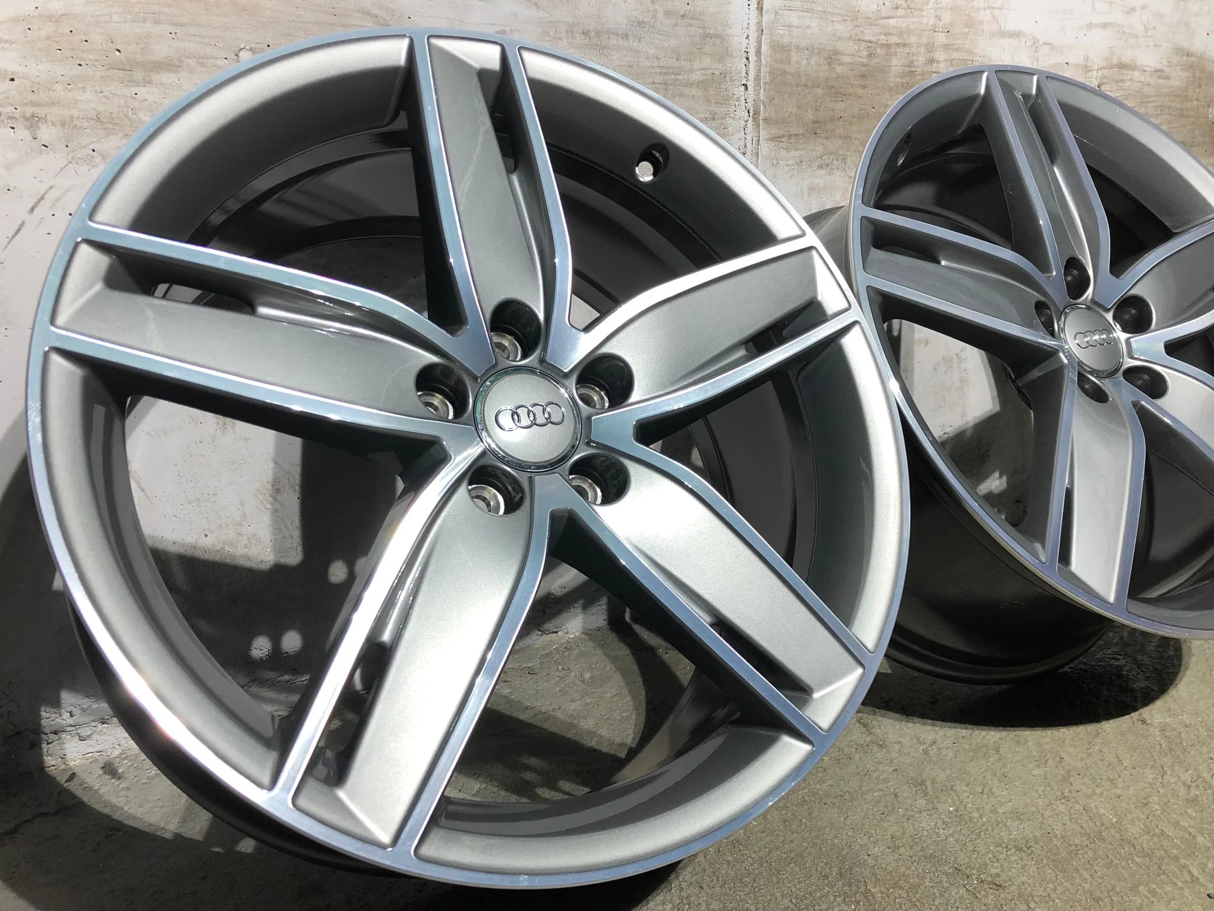 Original Audi 19 Zoll A3 S3 Rs3 8v0601025as Felgen Bicolor Satz Alu
